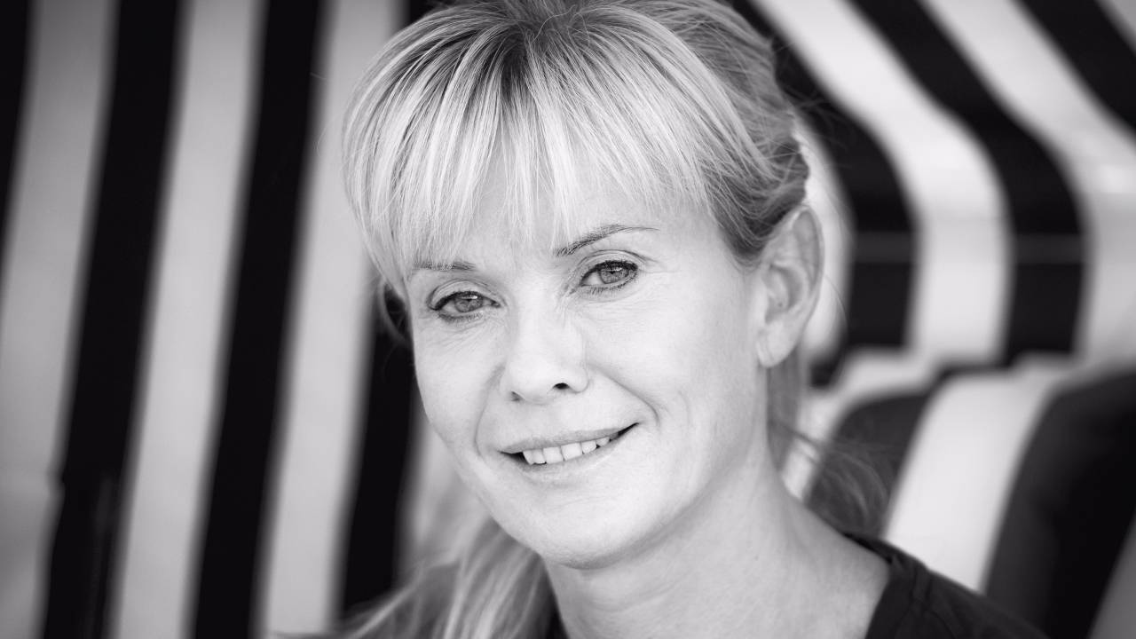 be4ed514a5cbc1e8729c439391f2279487af8ea756bd272fb232fa7221199533e2d40ce ...